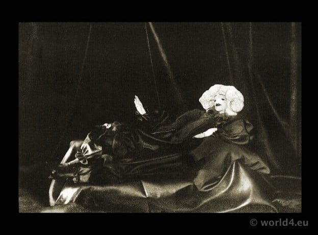 Lotte Pritzel. Dolls for the showcase.