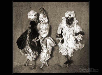 Lotte Pritzel. Dolls for the showcase.