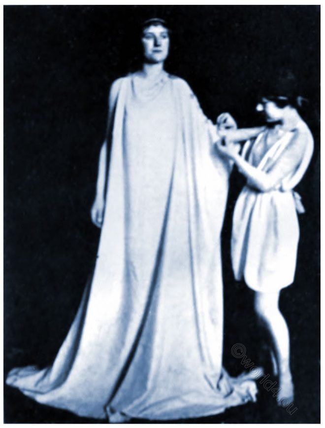 How Greek women dressed. The female dress of the classical period.